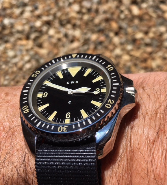 The latest batch of the CWC 1980 Royal Navy Divers reissue with light